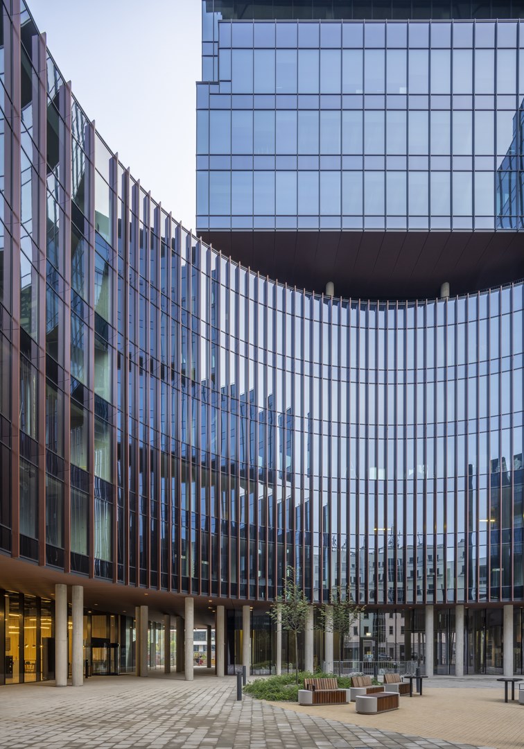 Budynek D w kompleksie Nowy Rynek w Poznaniu od pracowni Medusa Group ...